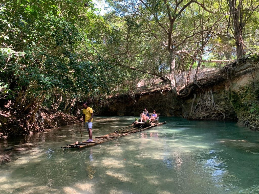 Bamboo River Rafting » Excursion Ocho Rios
